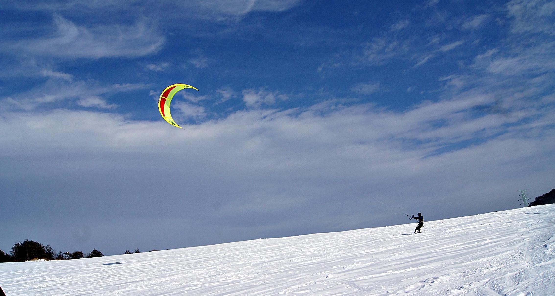 Snow Kite Boarding Fotoğrafları